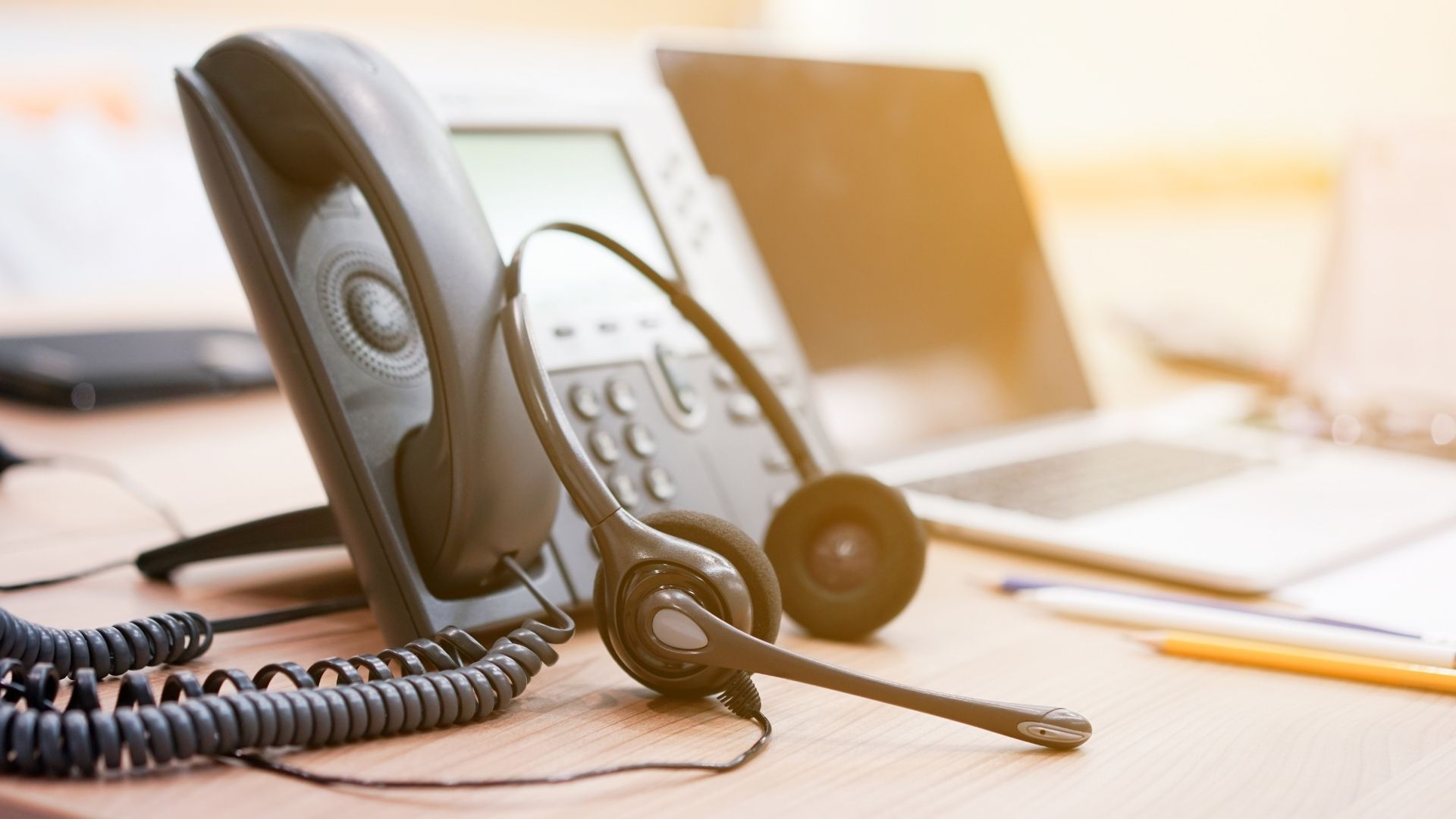 Was ist Telemarketing? Definition, Vorteile & Nachteile